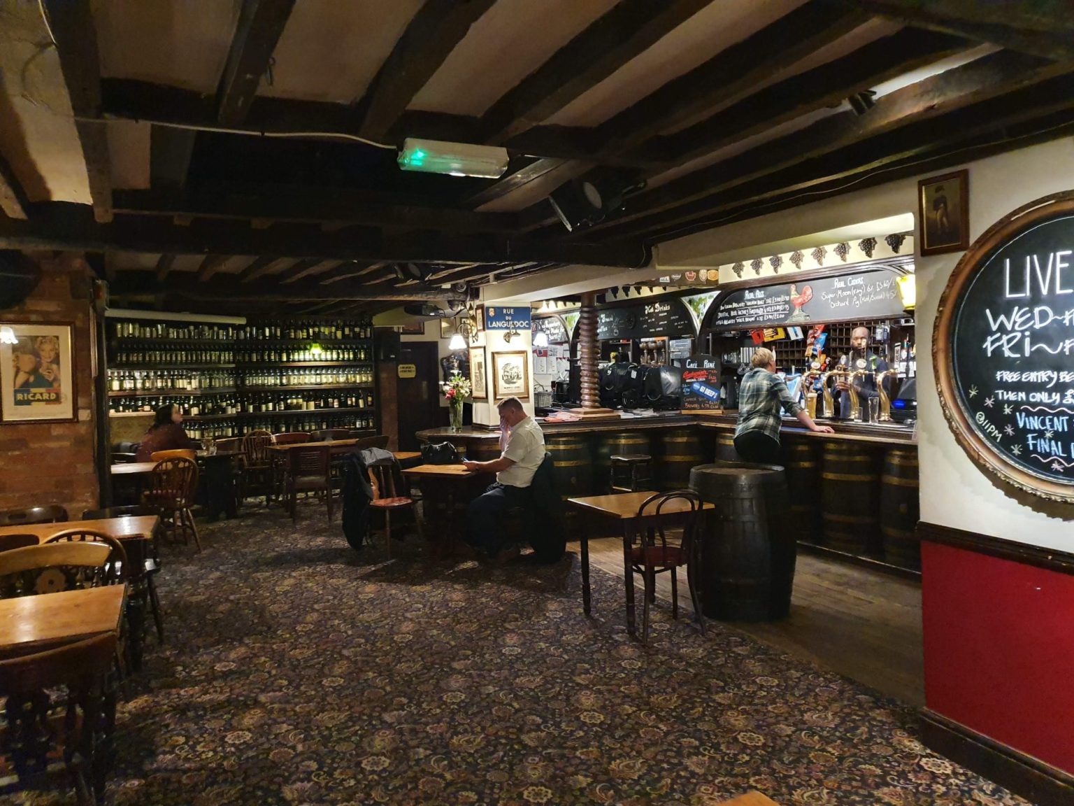 Best Pubs & Bars in Gloucester: City Centre & Docks