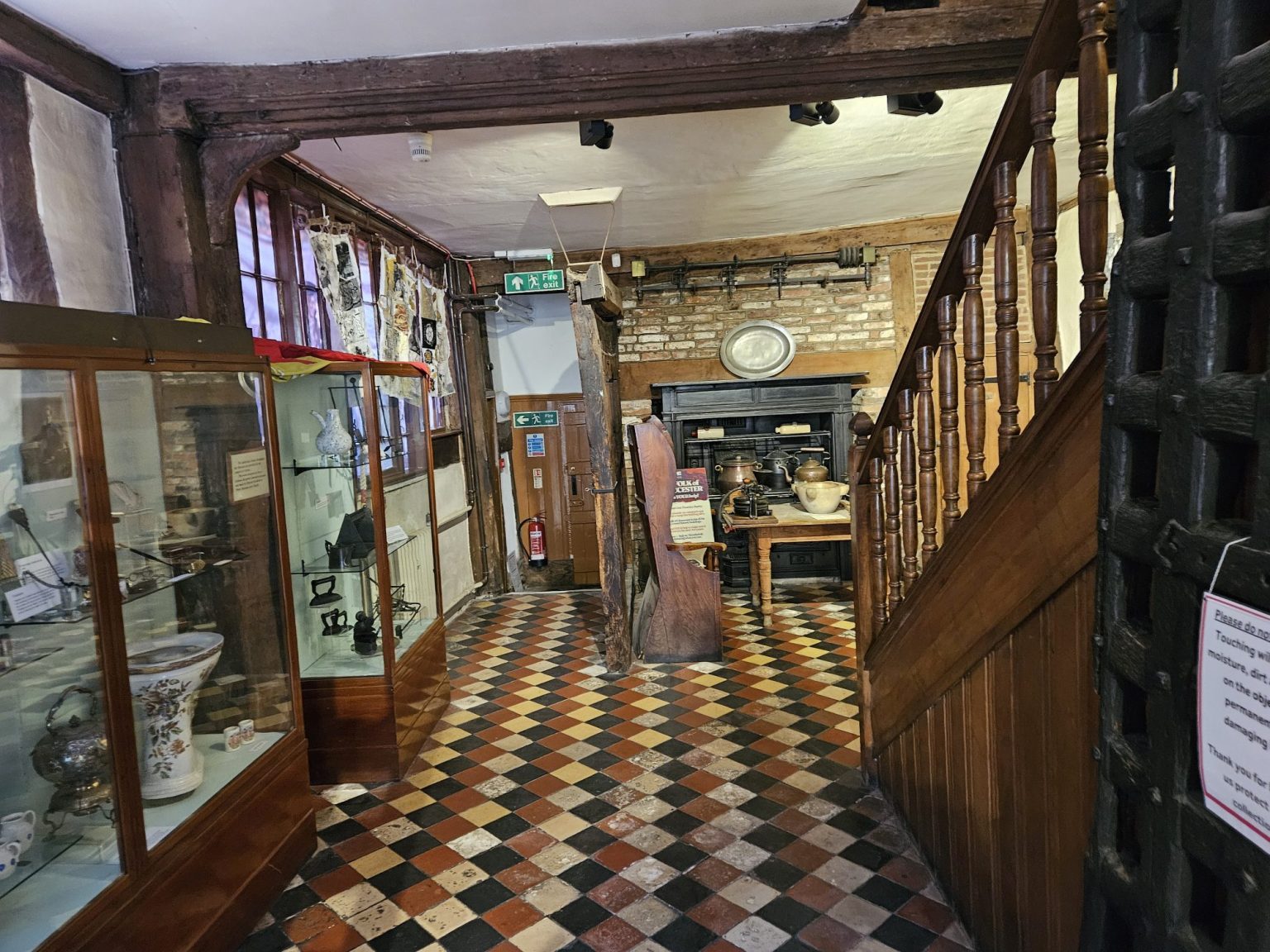 Things To Do Or See In Gloucester & Travel Guide